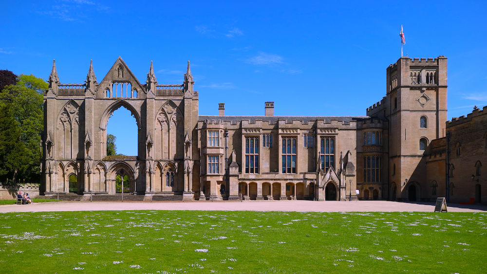 Newstead Abbey - Well Being Show - LizianEvents News